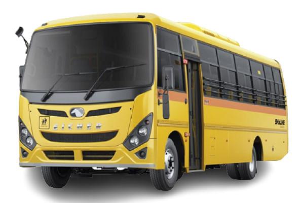Compare Eicher Skyline 2090 L School Bus & Mahindra Cruzio 3100 BS6 ...